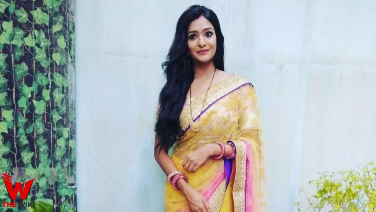 Aishwarya Khare Wiki