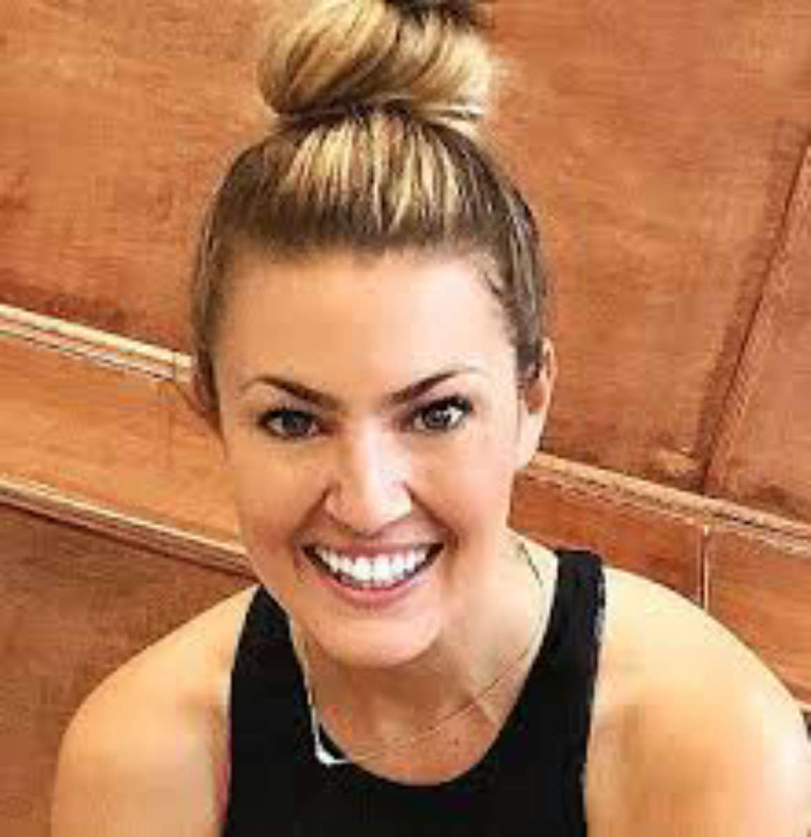 Amanda Balionis Wiki