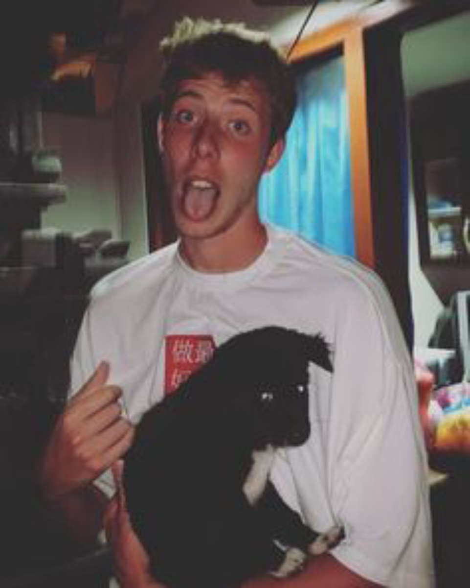 Callum Leighton Airey (Calfreezy) Wiki