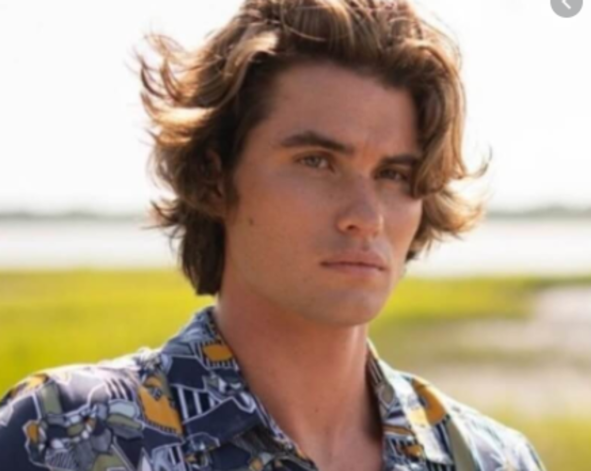 Chase Stokes (Actor) Wiki