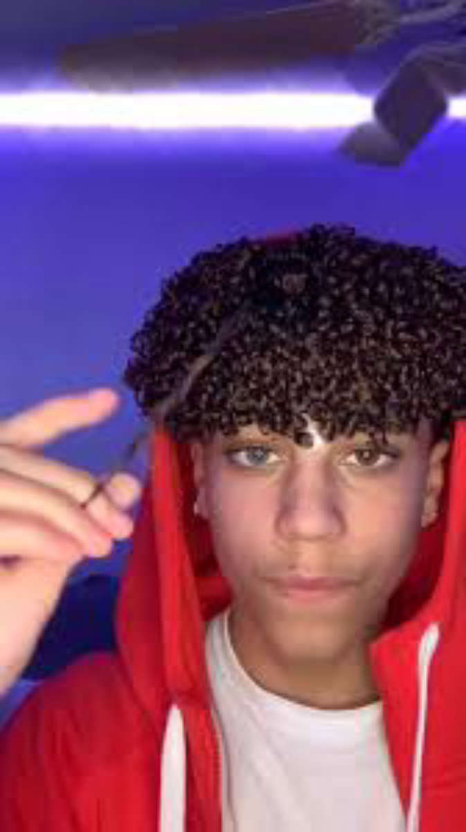 Curlyhairjordans Wiki