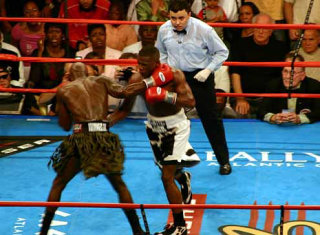 Floyd Mayweather Jr. vs. DeMarcus Corley Wiki & Review