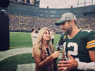 Laura Okmin Wiki & Bio