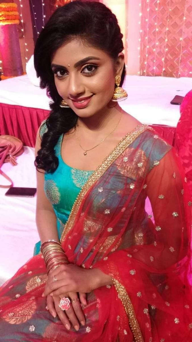 Gorantha Deepam Serial Heroine Name