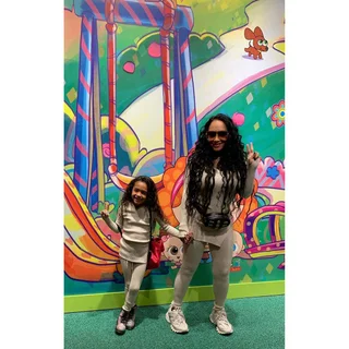 Nia Guzman Wiki & Bio