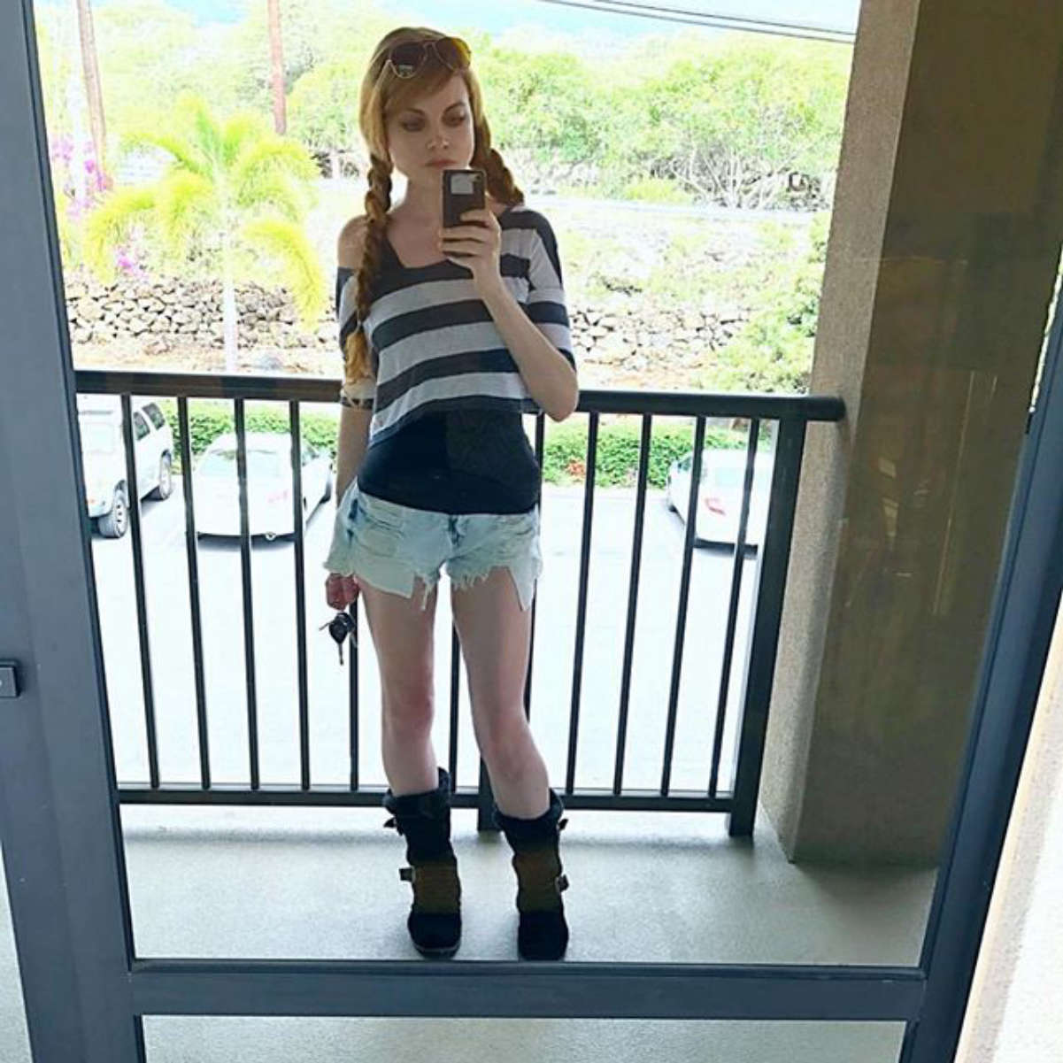 Sarah Beattie (Actress) Wiki