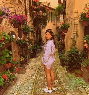 Toni Cornell Wiki & Bio