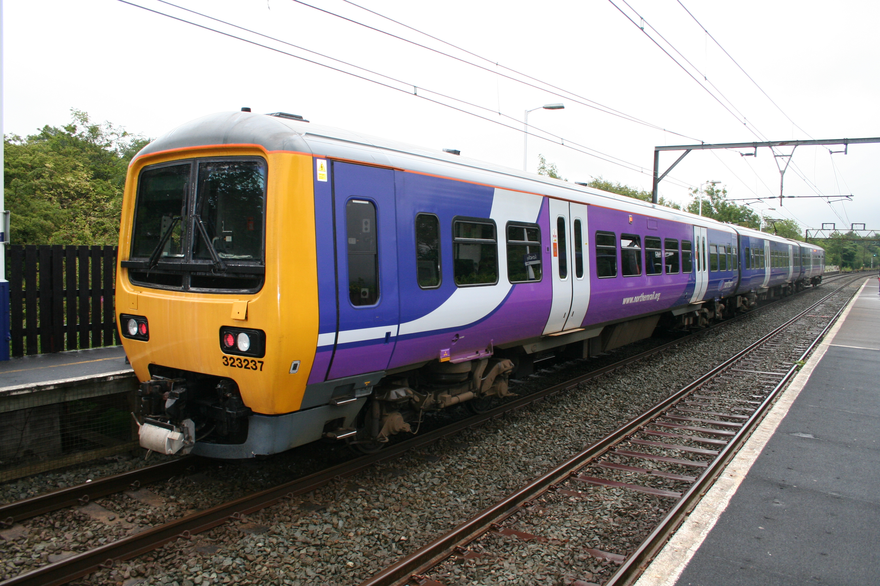 British Rail Class 323 | Wiki | Everipedia British Rail Class 323 | Wiki | Everipedia