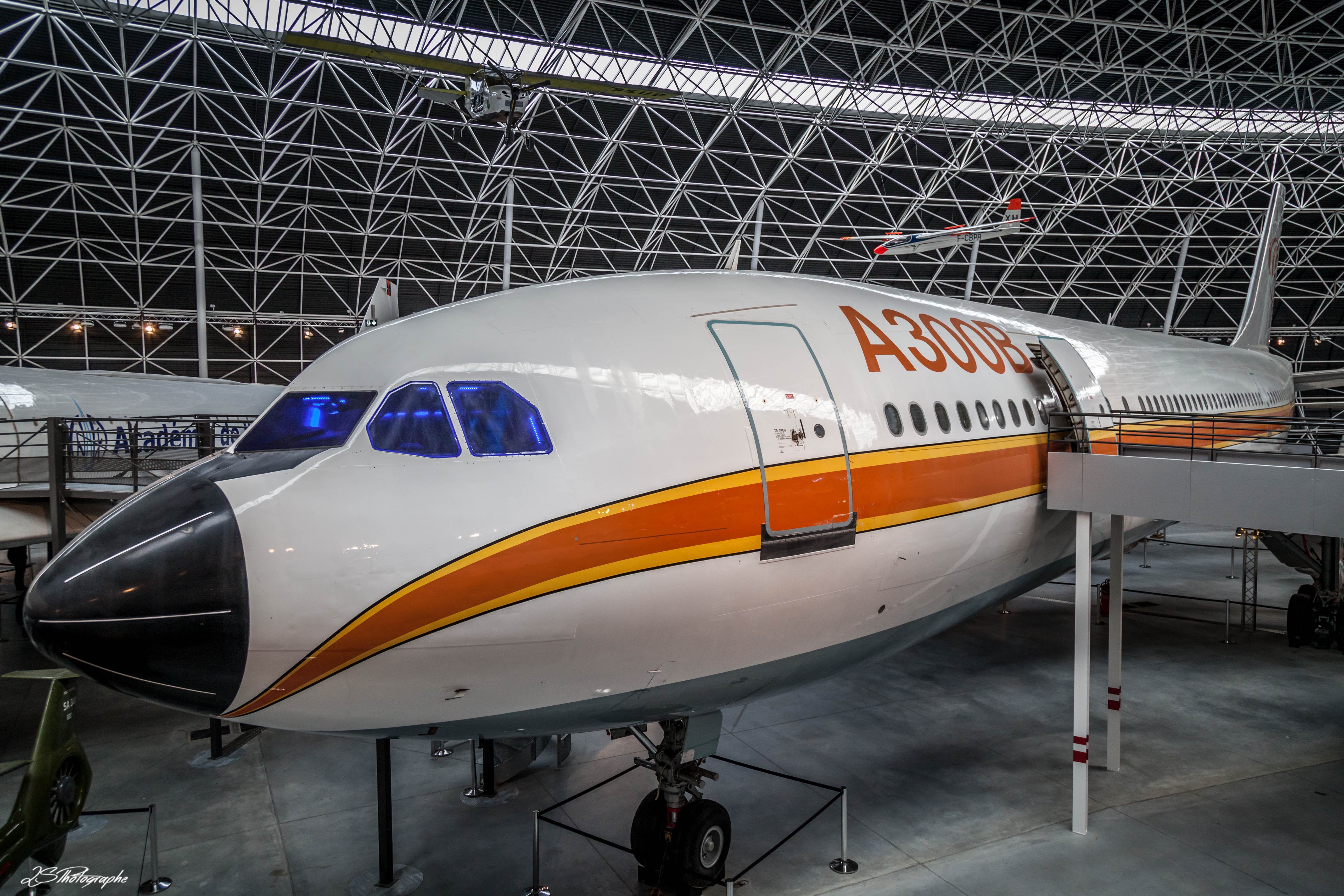 Airbus A300 | Wiki | Everipedia