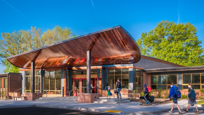 Carlos Deangelo Bell Wiki