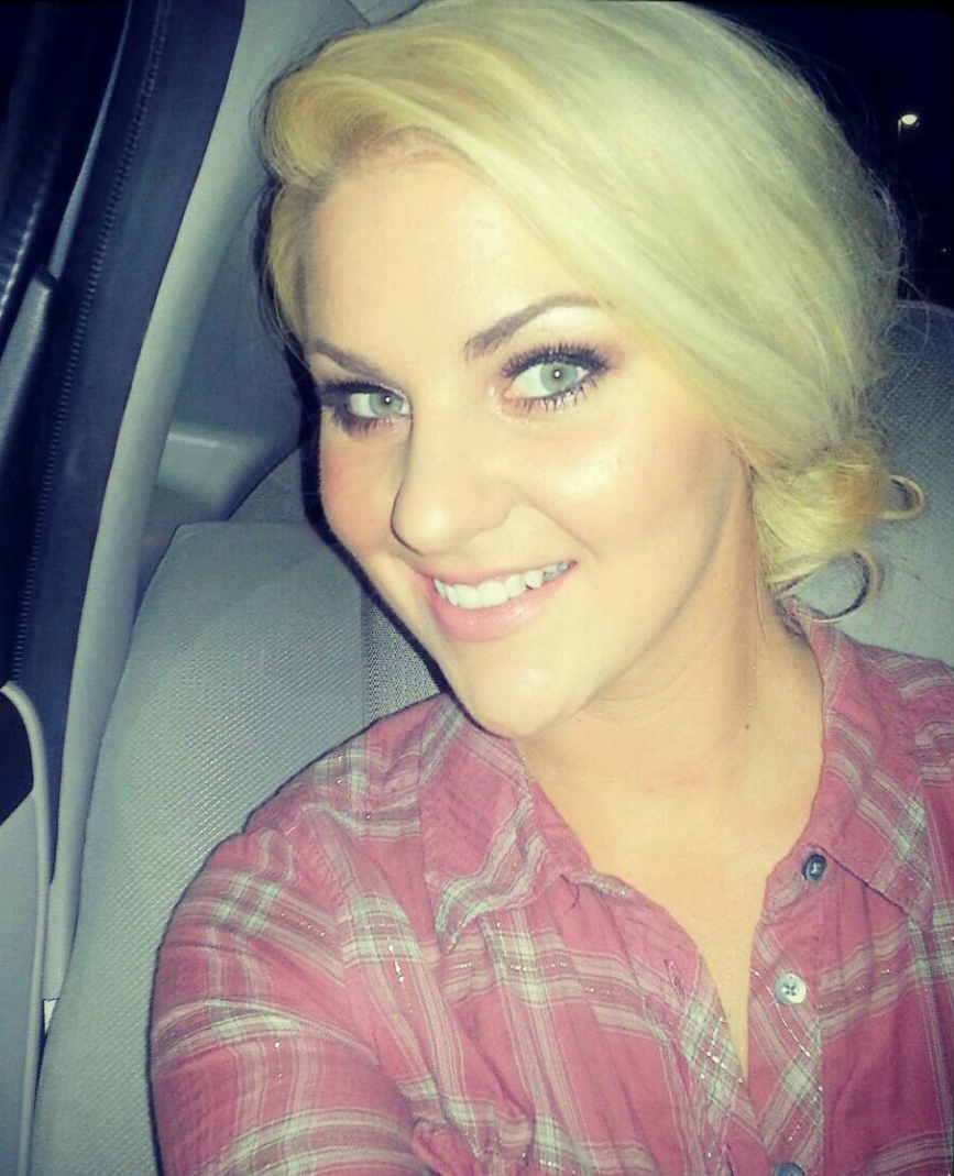 Kelli Russell's Instagram, Twitter & Facebook on IDCrawl