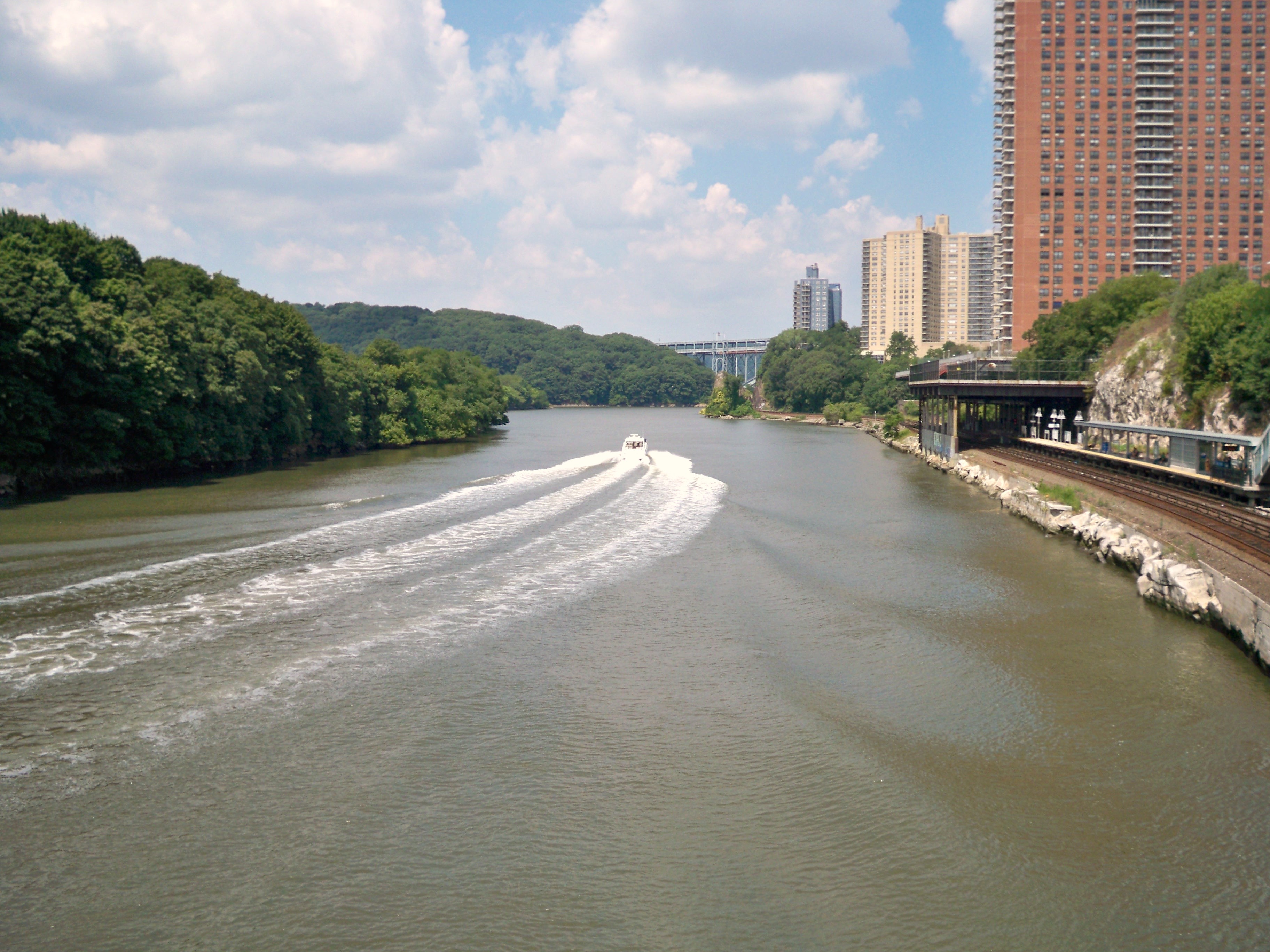 Harlem River | Wiki | Everipedia