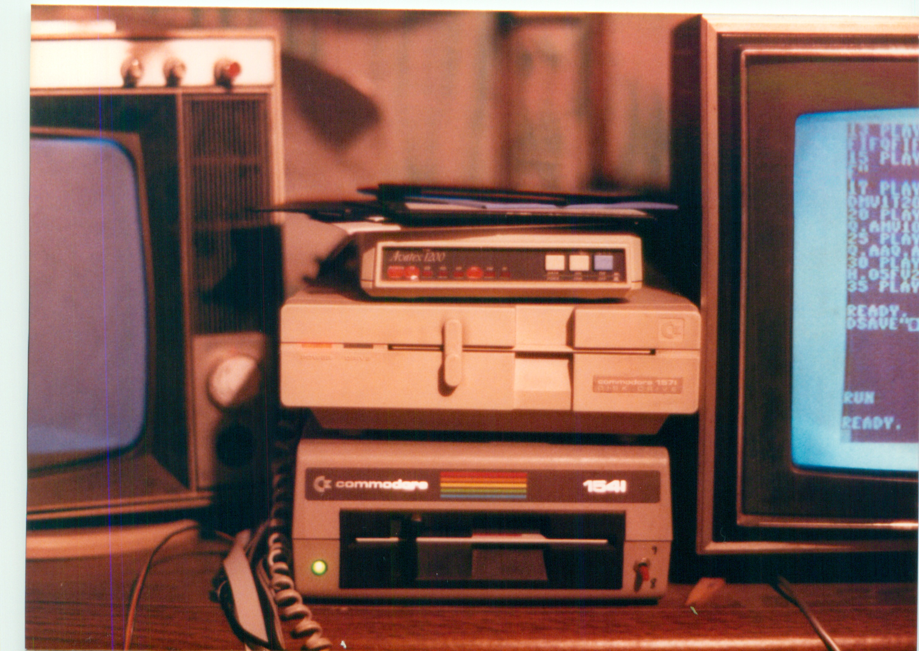 Commodore 128 | Wiki | Everipedia