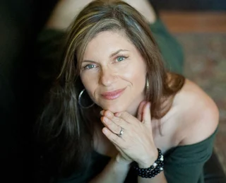 Sara Gottfried Wiki & Bio - [[LINK|lang_en|doctor|Doctor]]