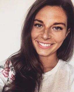 Emma Saunders Wiki & Bio