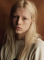 Hunter Schafer Wiki & Bio - Artist