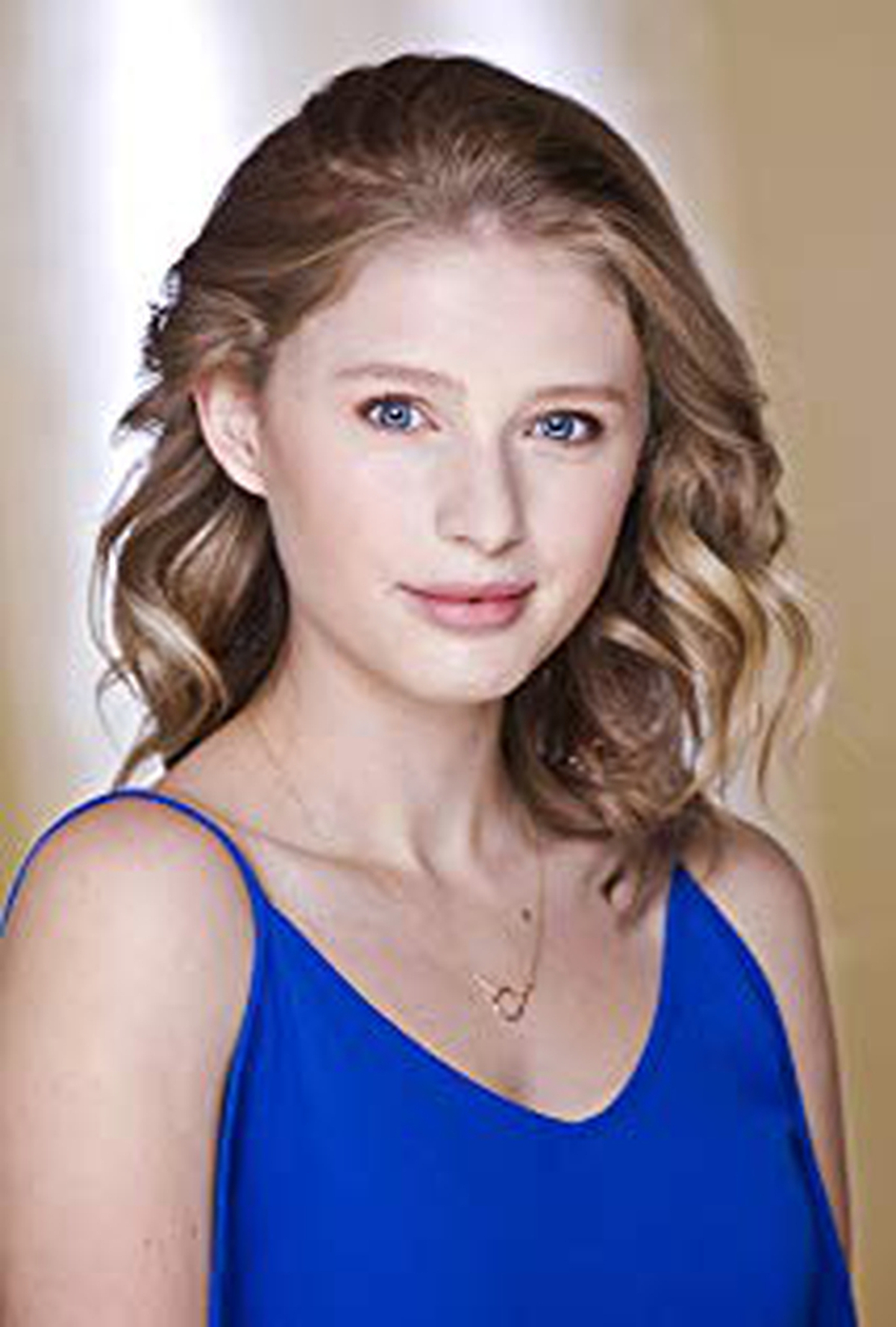 Alexandra Beaton | Wiki | Everipedia