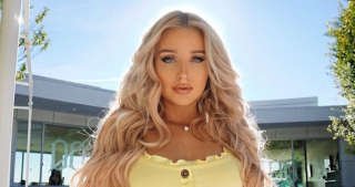 Charlotte Parkes Wiki & Bio - YouTube Star And Model