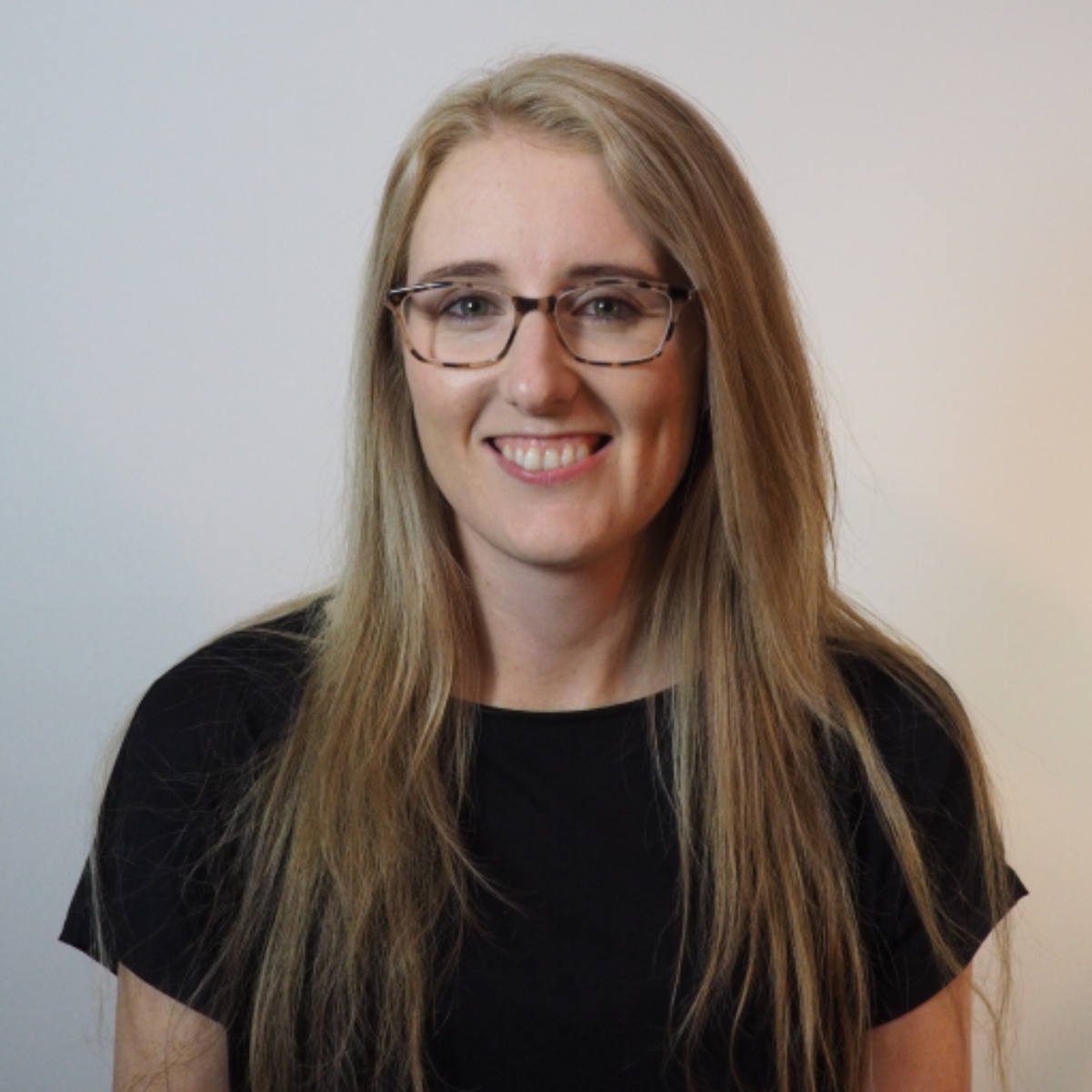 Liz Ellison's Instagram, Twitter & Facebook on IDCrawl