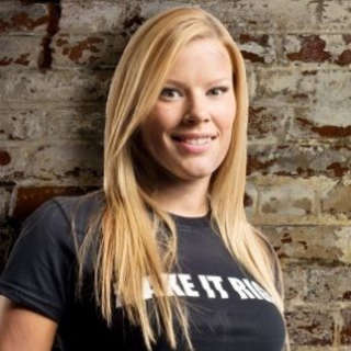 Sherry Holmes Wiki & Bio - Artists, Contractor