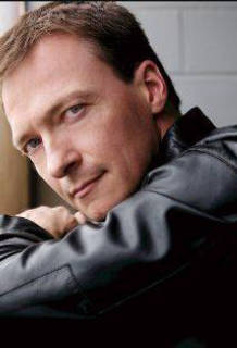 Stephen Bogaert Wiki & Bio - Actor